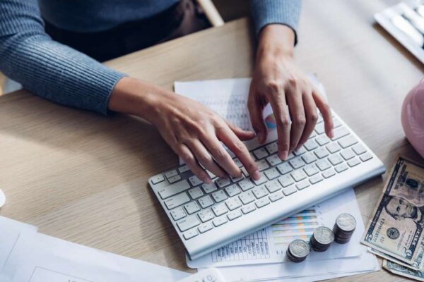 Bank Account Opening in UAE | Personal & Corporate Banking Support